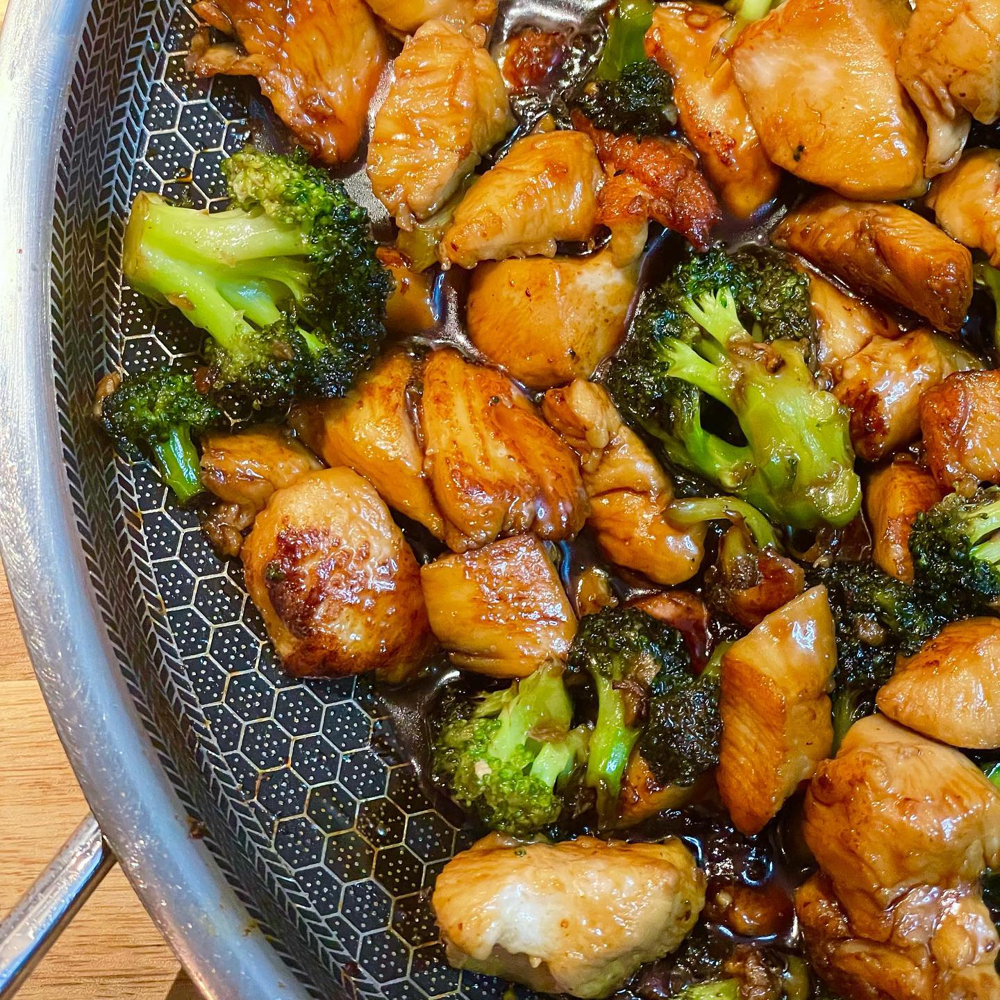 Kylling i cremet svampe sauce – Instakøkken 🍽